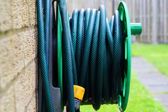 How to Store Your Hose Tangle-Free - Inspector Marketing 365